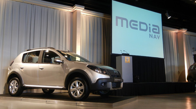 Renault presento a su sistema Media Nav | VisionMotor